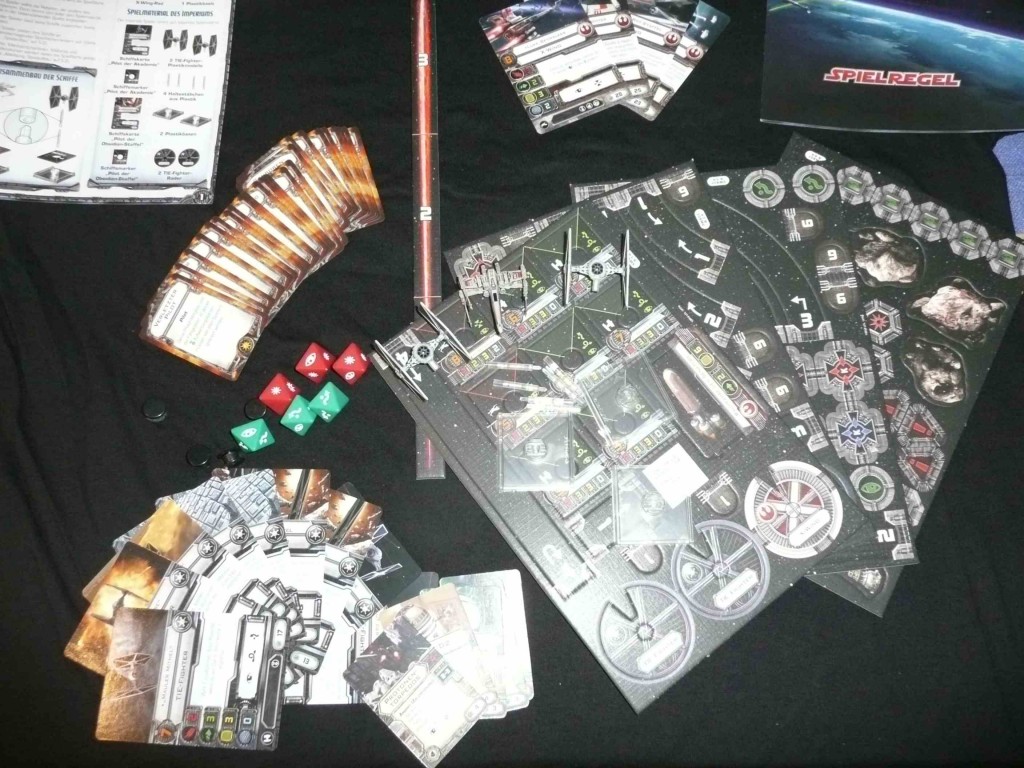 Unboxing Star Wars: X-Wing Grundbox